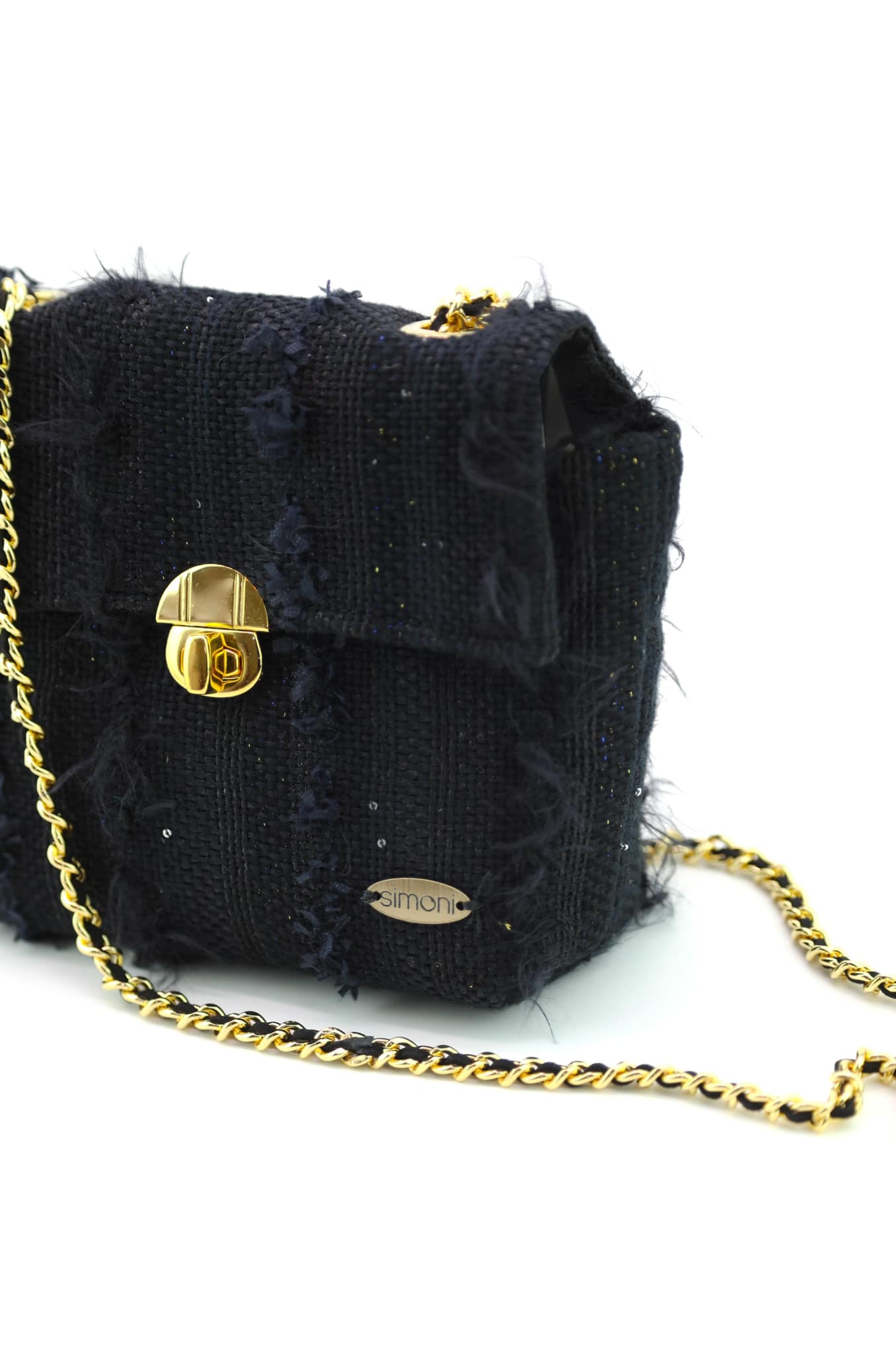 Autumn / Winter 2021 /22 Total Black collection: click here to see the ...